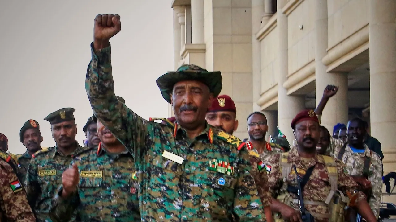 Sudan's Burhan appoints country's new prime minister - TRT Afrika