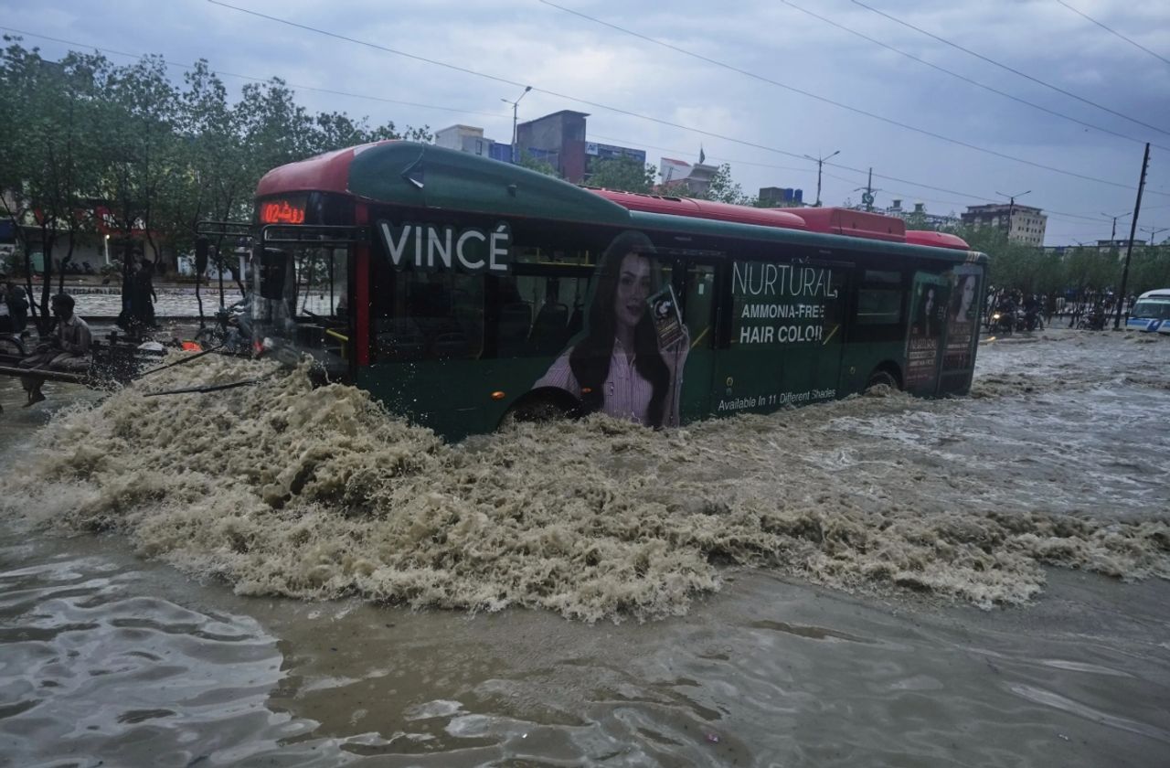 Disease outbreaks loom over victims as floods ravage northern Pakistan ...
