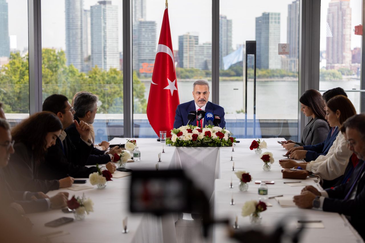 Fidan says meeting between Erdogan, Trump was positive and constructive ...
