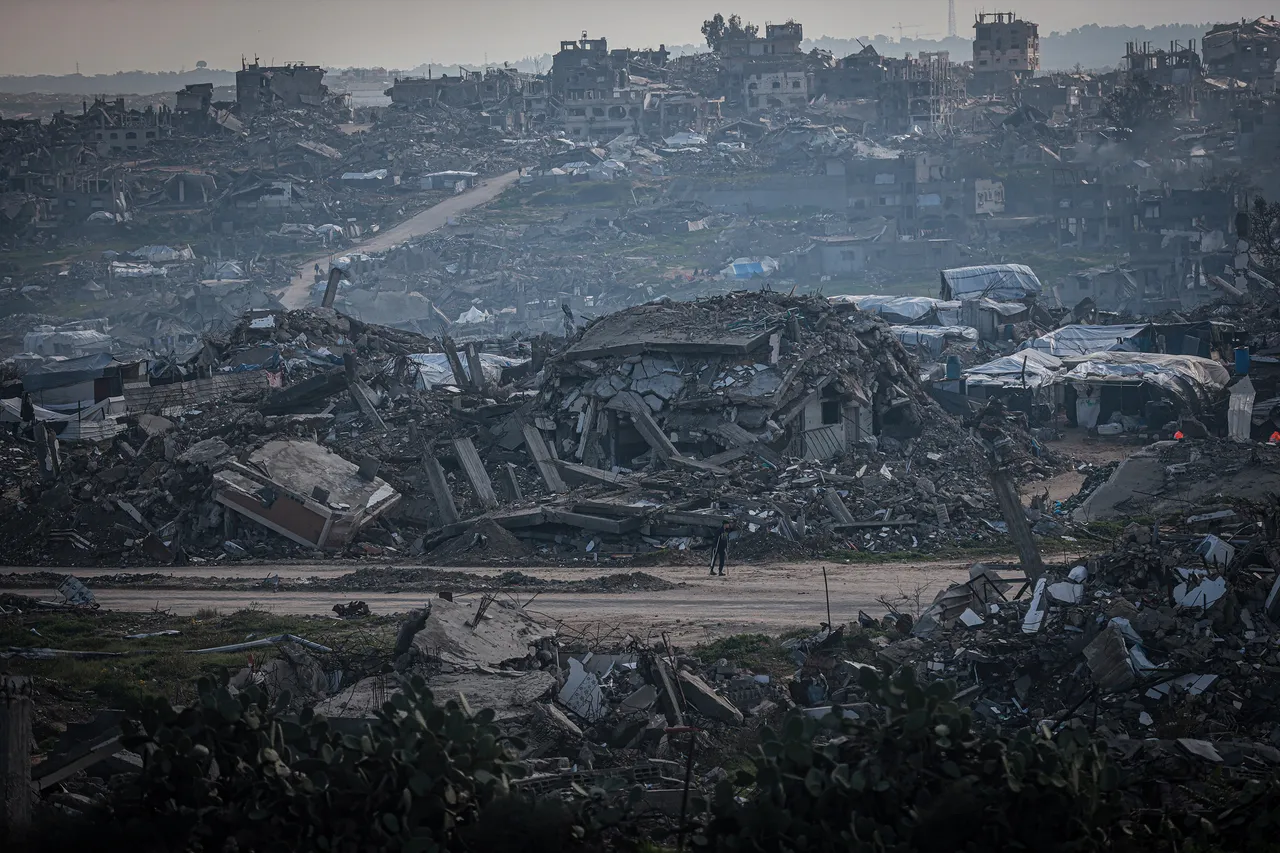 Israeli army kills three Palestinians in Gaza in its latest ceasefire ...