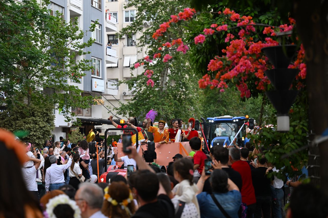 Adana: The Turkish city where flavour meets festival - TRT World