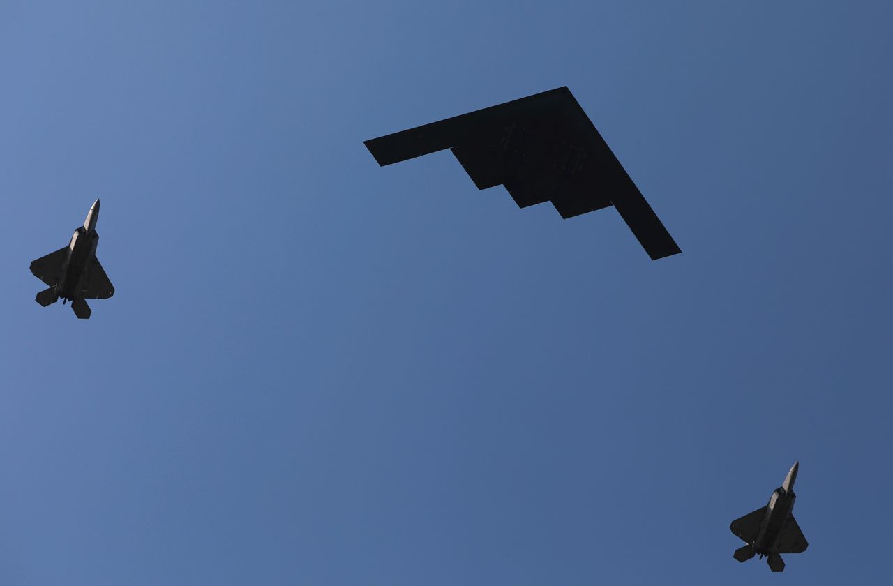 US ordered 'a lot more' B-2 bombers following Iran strikes, says Trump ...